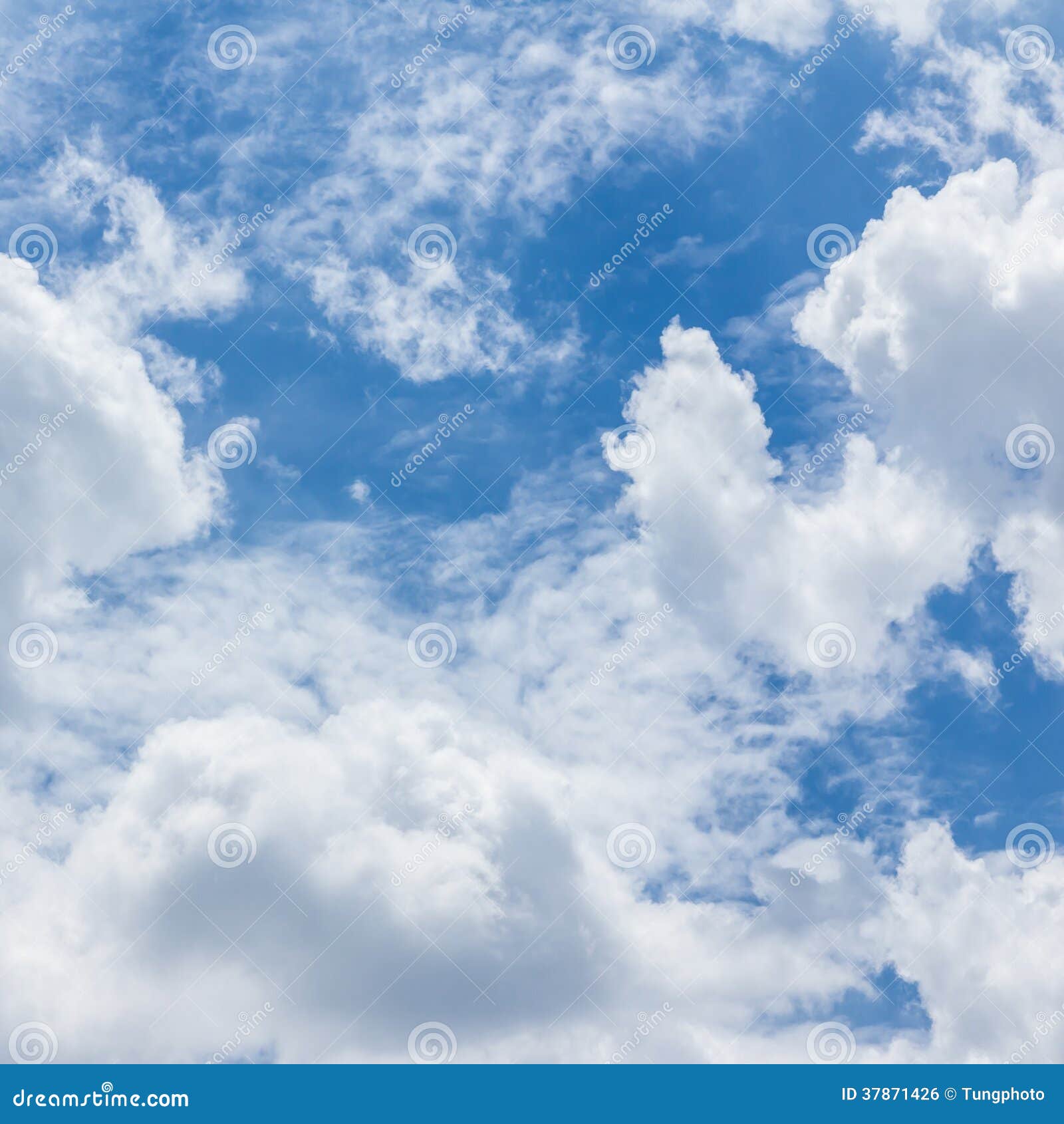 Ciel Bleu Avec Des Nuages, Ciel Naturel Photo stock - Image du climat ...