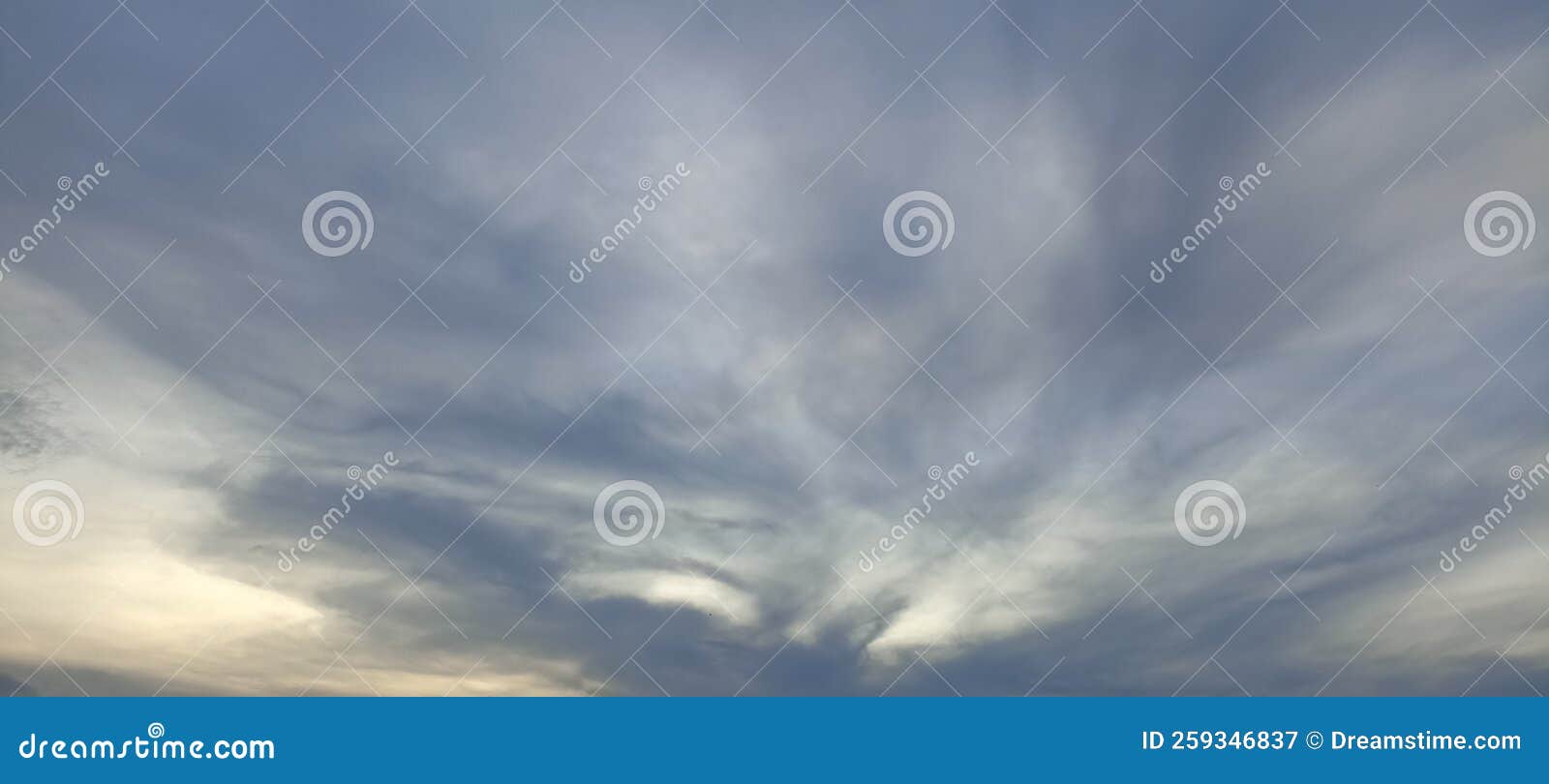 Cielo nublado sin sol imagen de archivo. Imagen de cielo - 259346837