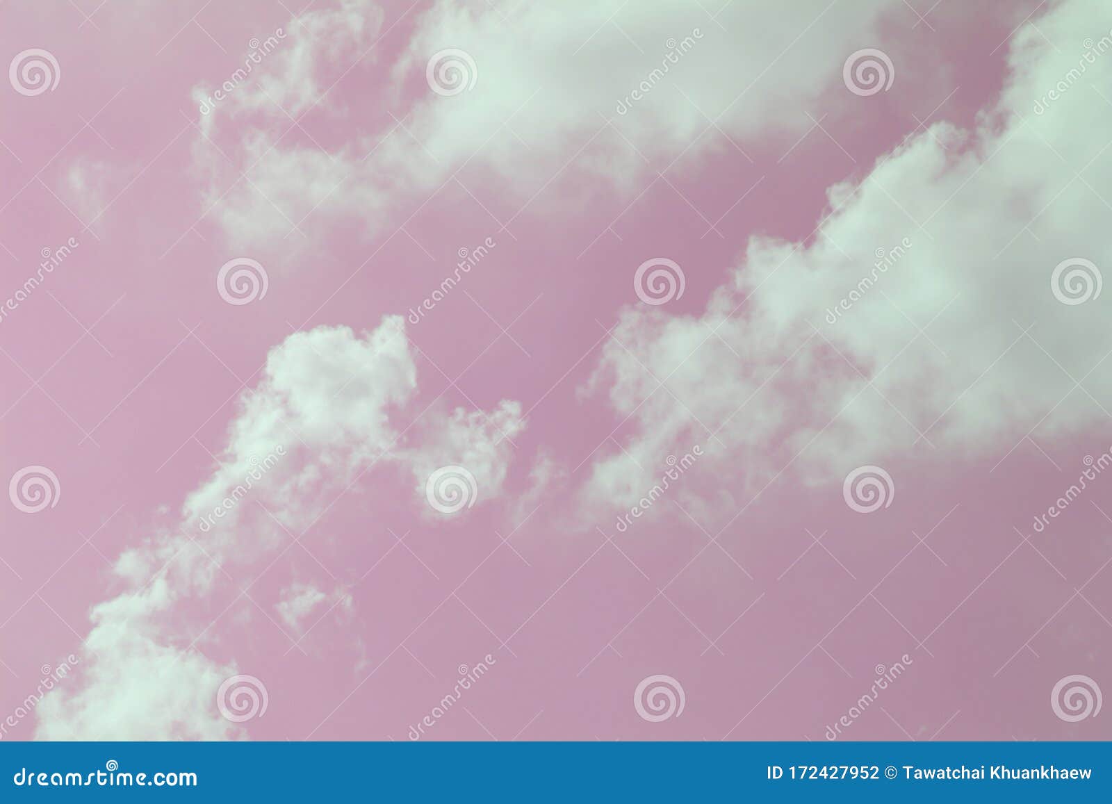 Cielo Rosa Y Fondo De Nubes Foto de archivo - Imagen de rosa, paisajes ...