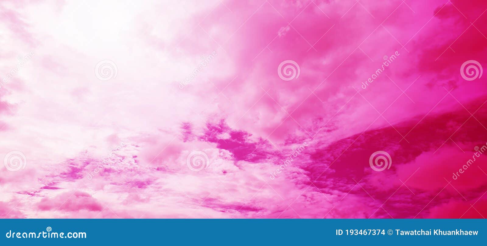 Cielo Rosa Y Fondo De Nubes Foto de archivo - Imagen de rosa, exterior ...