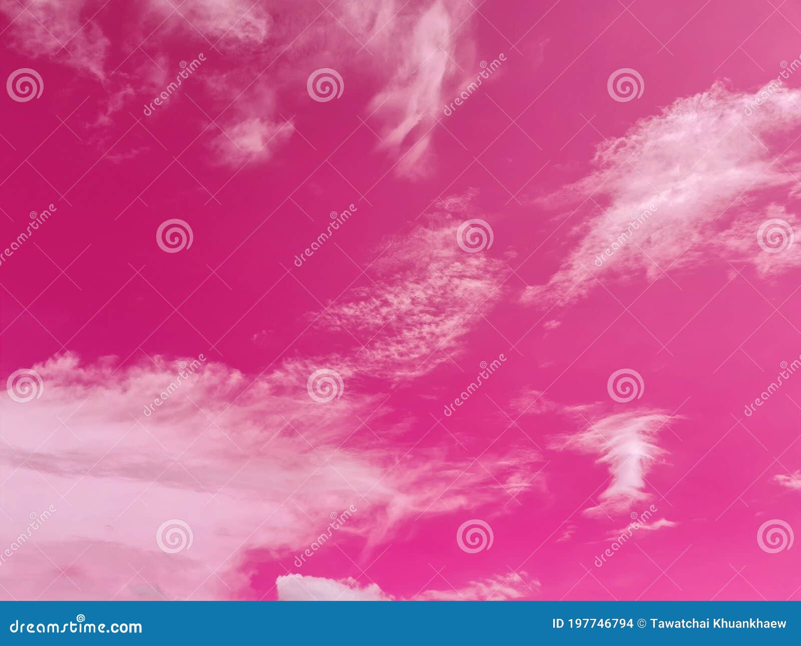 Cielo Rosa Y Fondo De Nubes Foto de archivo - Imagen de exterior ...
