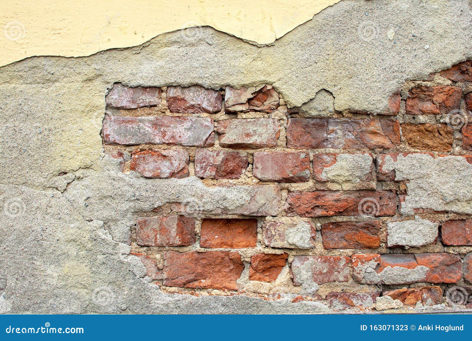 Cierre De Un Muro De Ladrillo Roto En Un Edificio Antiguo Imagen de ...