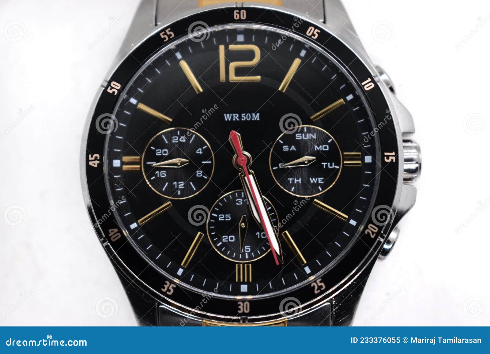 Cierre de un reloj imagen de archivo. Imagen de reloj - 233376055