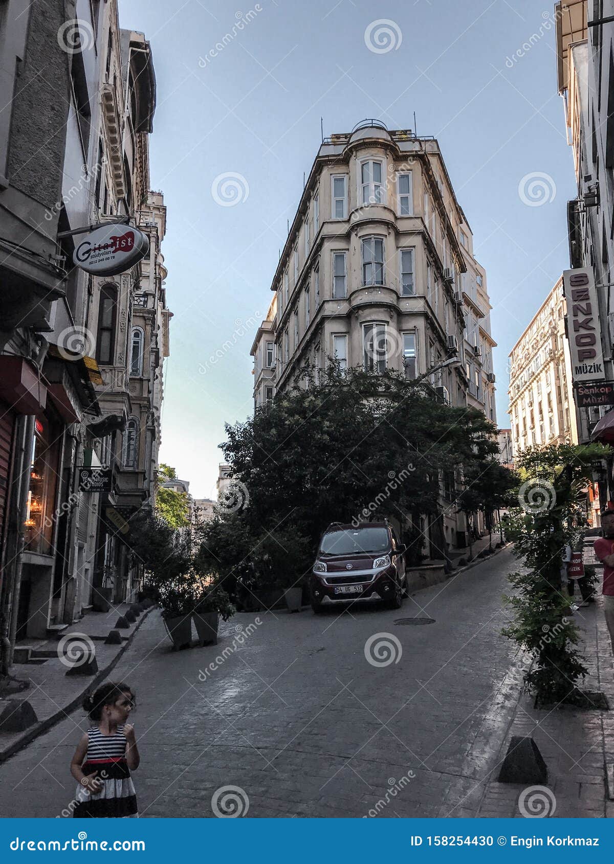 Cihangir, Estambul imagen editorial. Imagen de detalle - 158254430