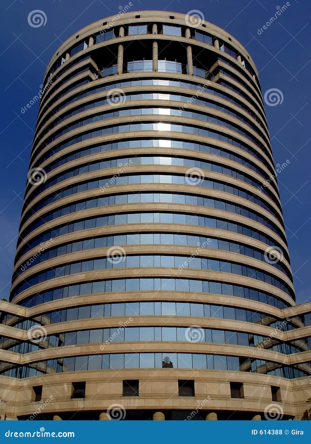 Cilinder stock foto. Image of cilindrisch, ronde, cilinder - 614388