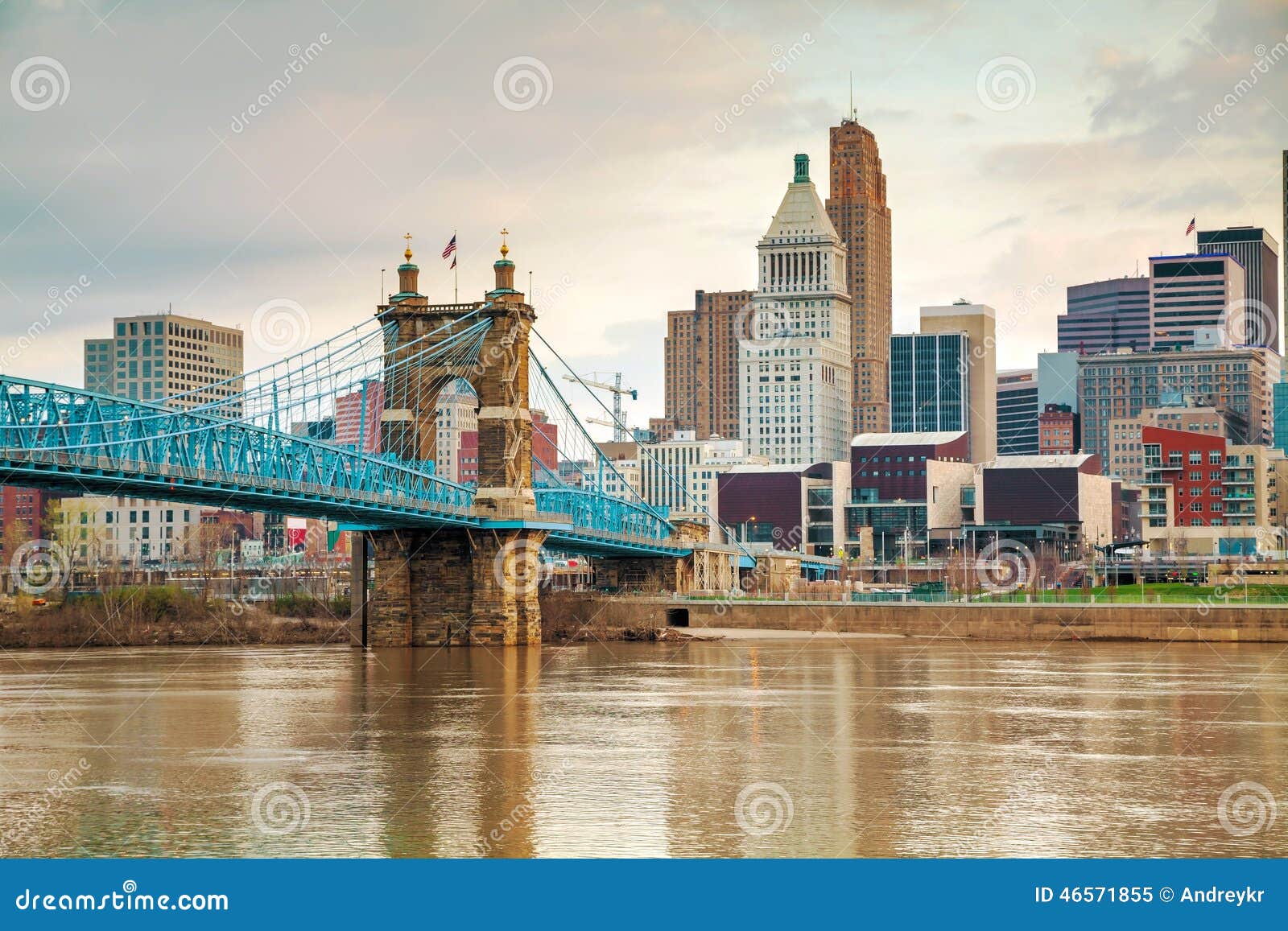 Cincinnati Downtown Overview Stock Image - Image of bridge, night: 46571855