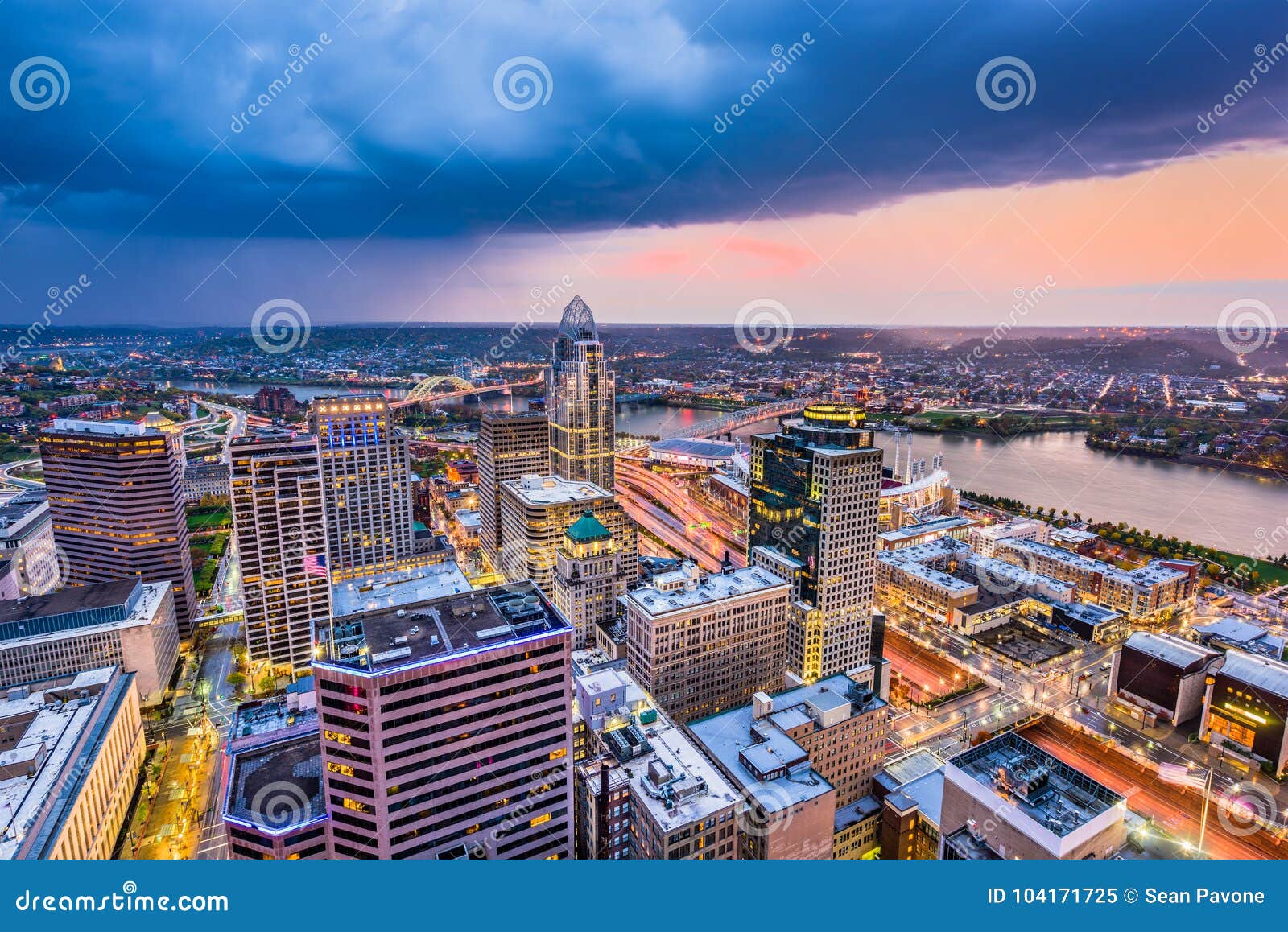 Cincinnati, Ohio, usa obraz stock. Obraz złożonej z amerykanin - 104171725