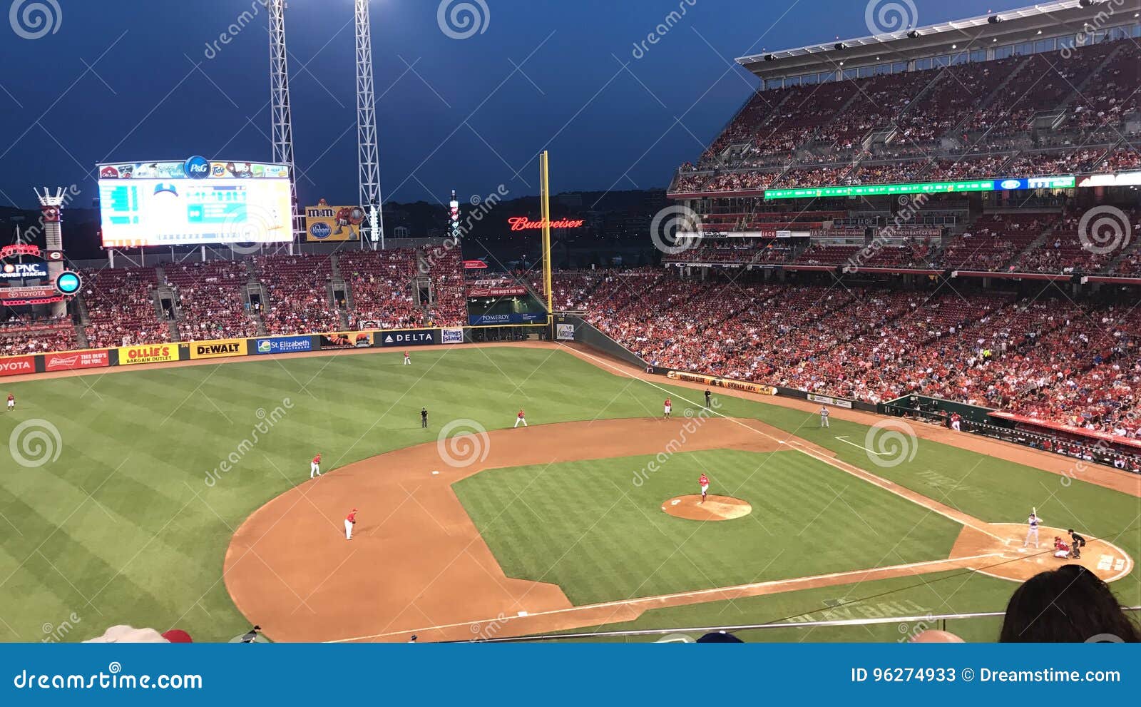 Cincinnati Reds editorial stock photo. Image of ballpark - 96274933