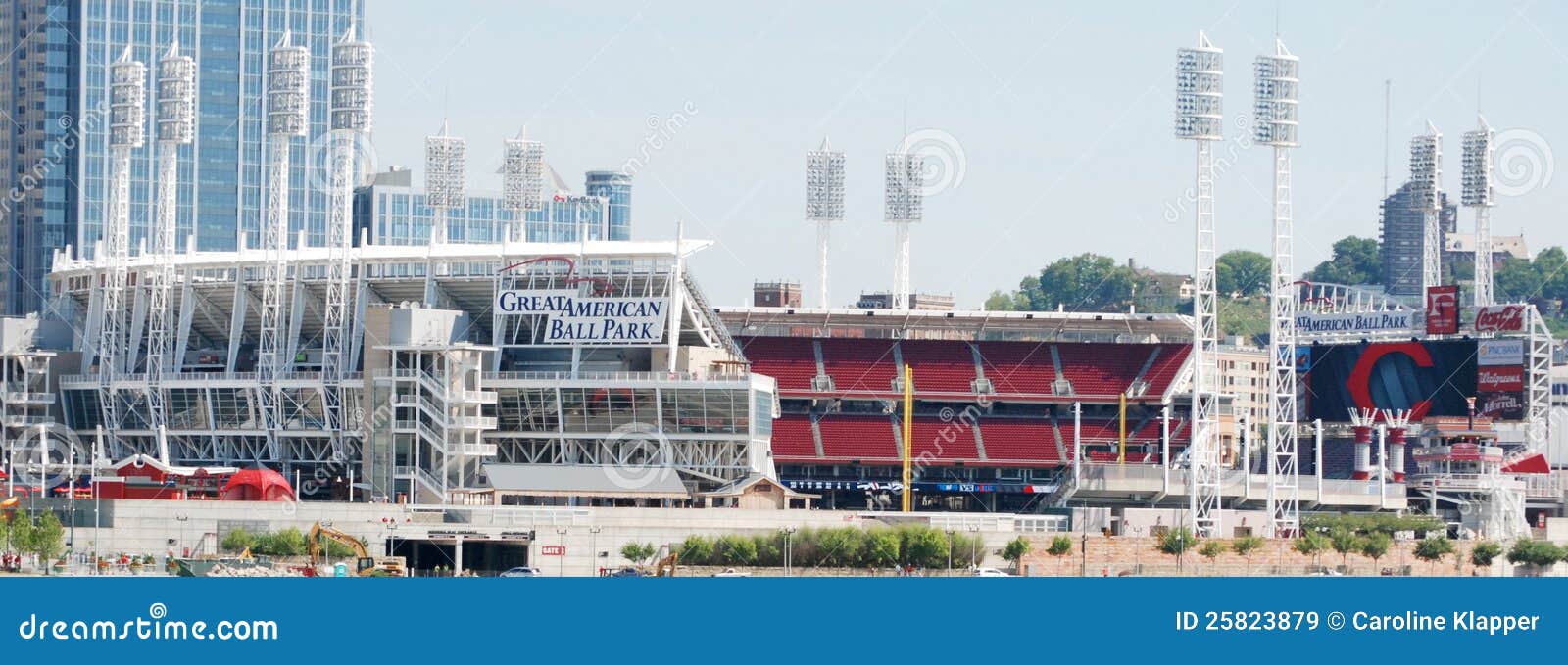Cincinnati Reds Stadium editorial stock image. Image of american - 25823879
