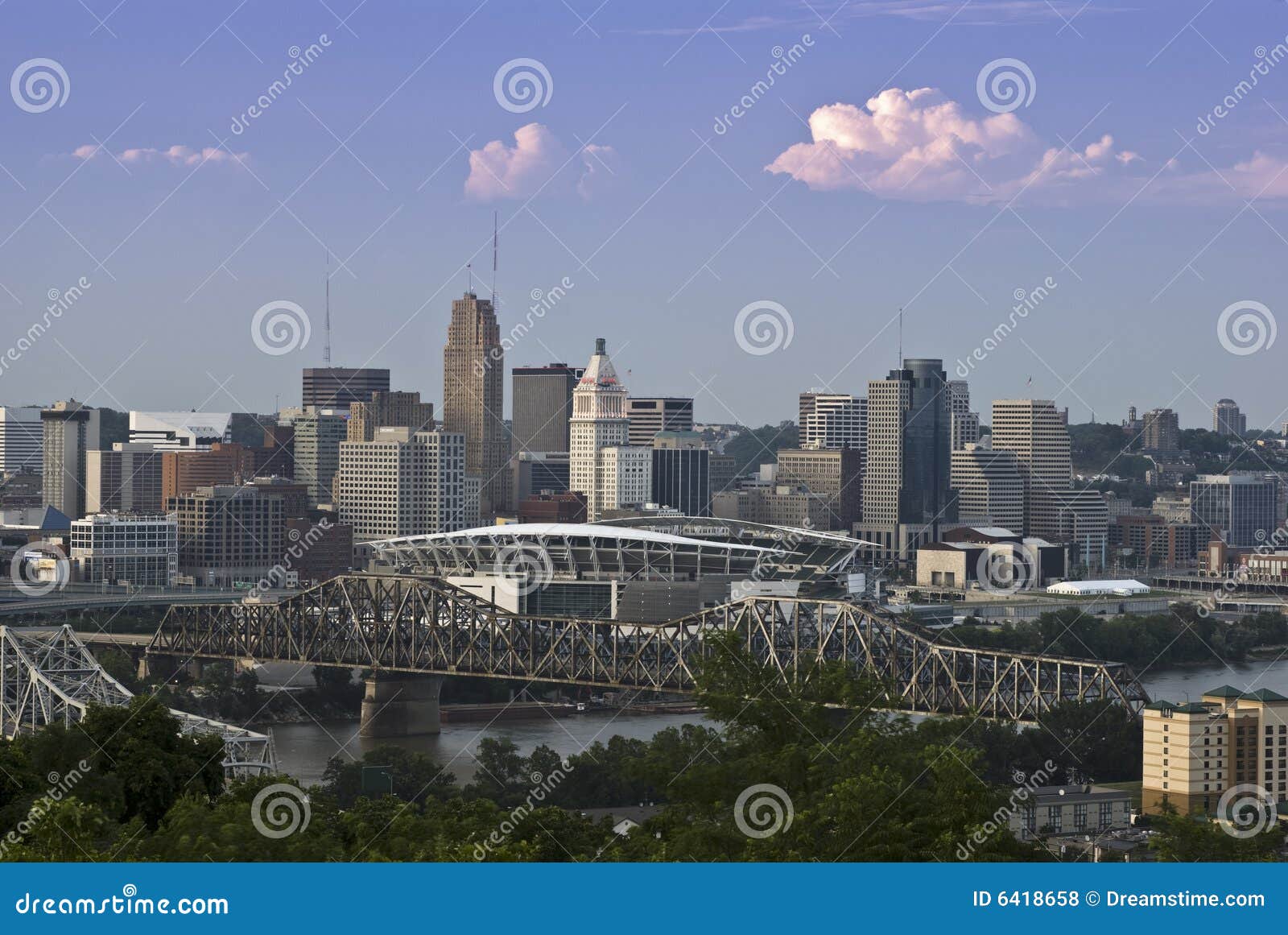Cincinnati Skyline stock photo. Image of daytime, cincinnati - 6418658
