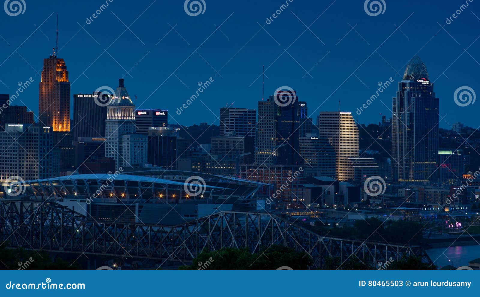 Cincinnati editorial stock photo. Image of skyscrapers - 80465503