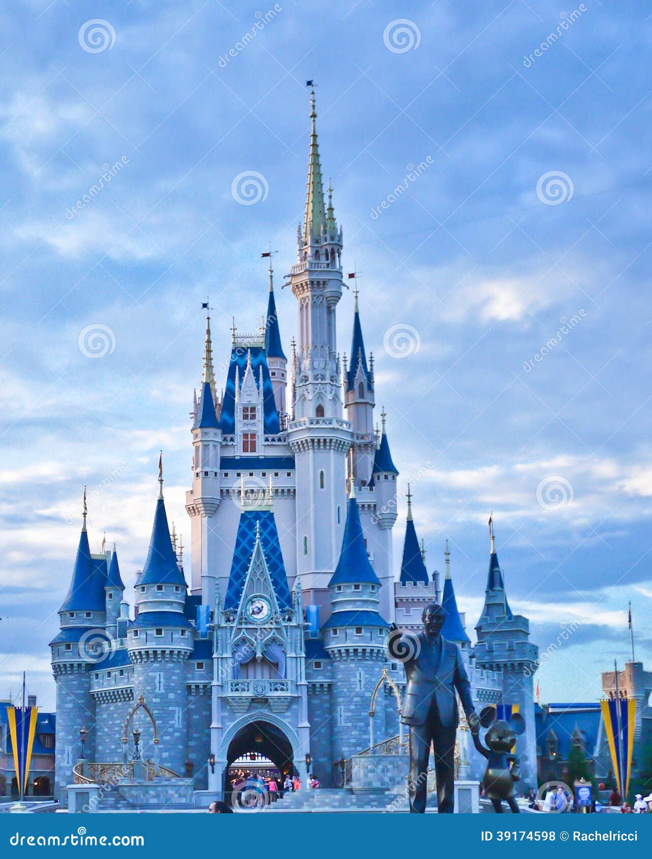 Cinderellas slott redaktionell arkivfoto. Bild av askungen - 39174598