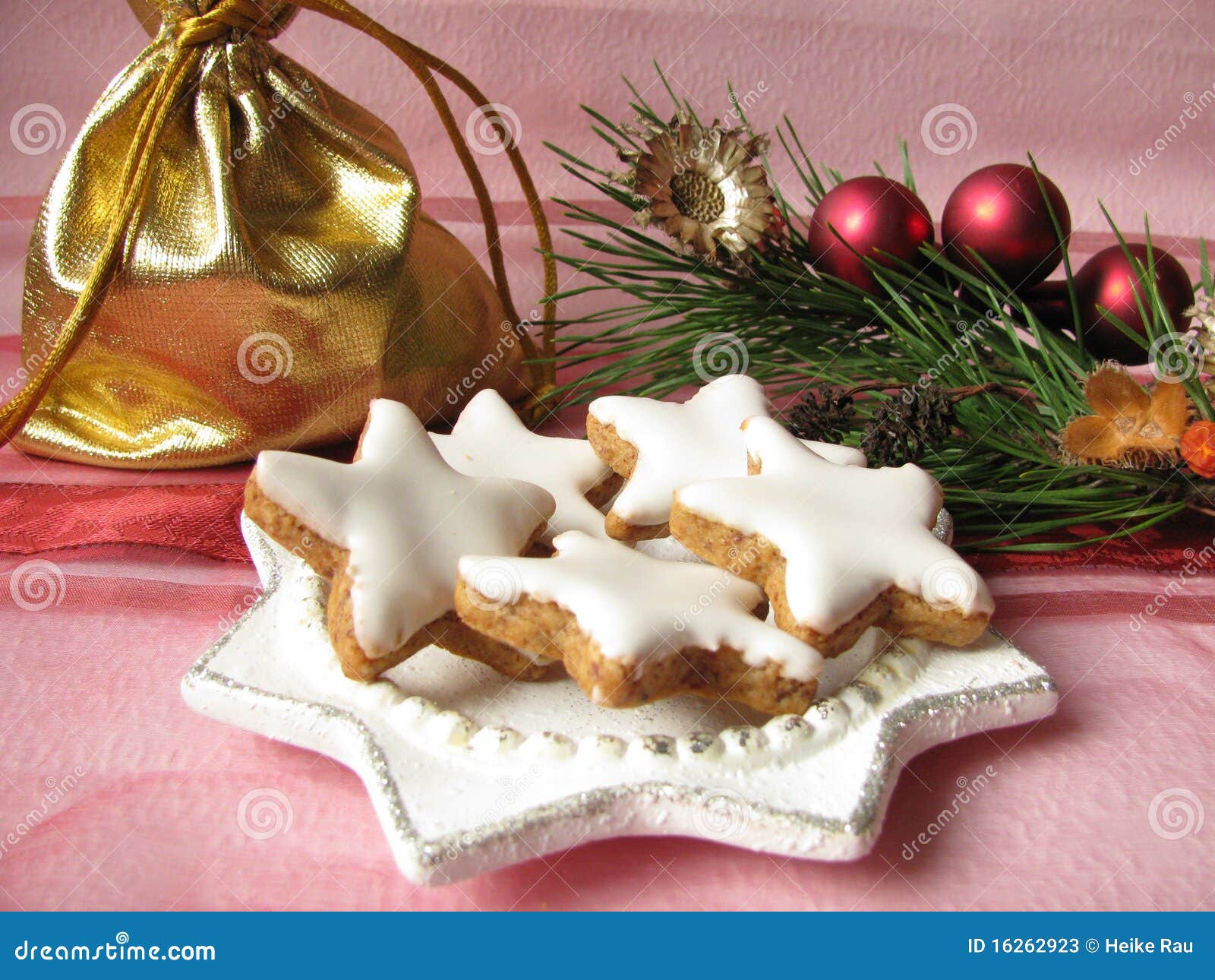 Cinnamon stars stock image. Image of pastries, stars - 16262923