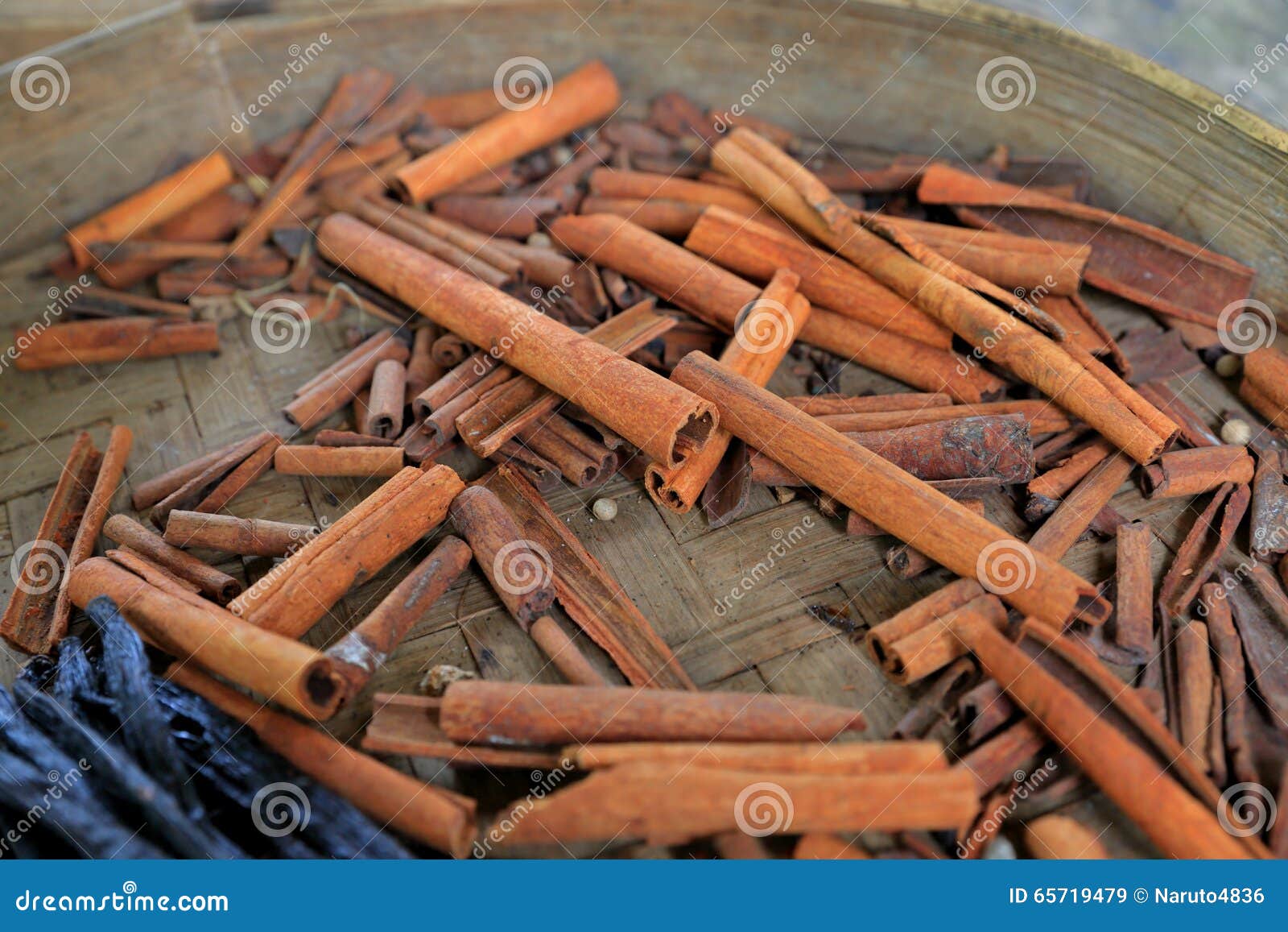 Cinnamon sticks stock image. Image of cooking, eating - 65719479