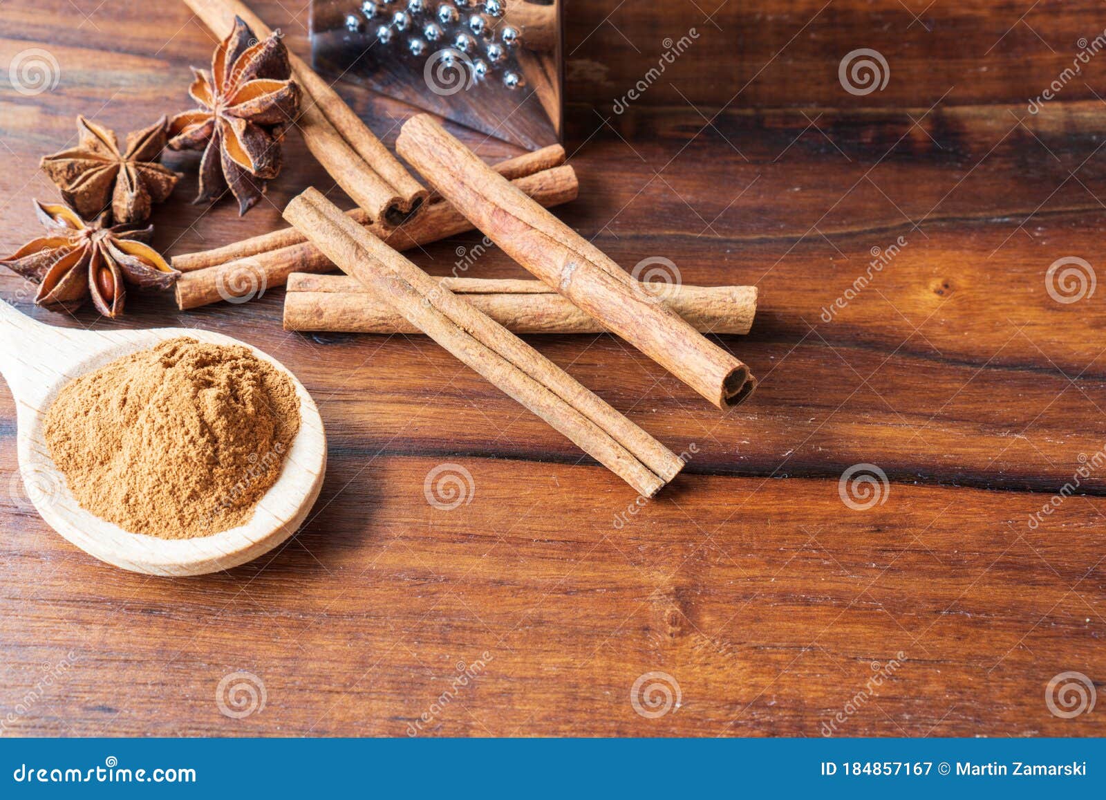 Cinnamon Sticks and Powder. Natural Healthy Ingredient Stock Image ...