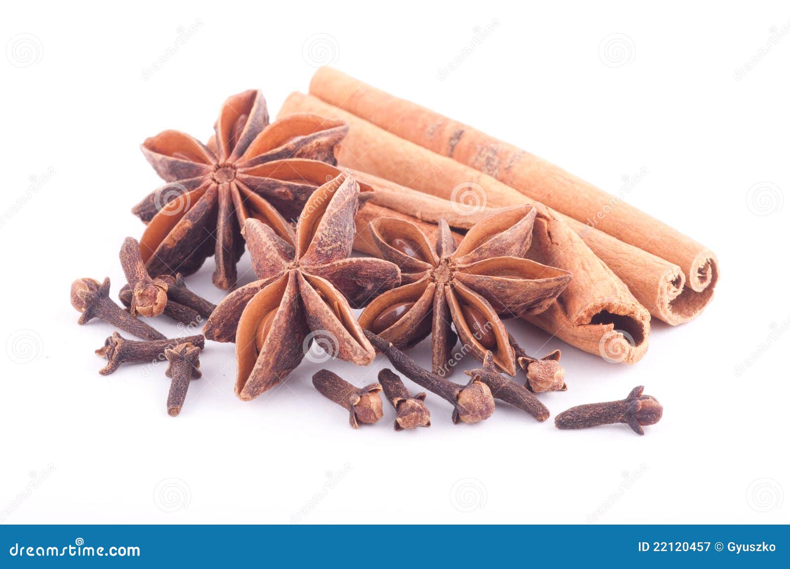 Cinnamon Sticks, Star Anise and Cloves Stock Image - Image of ...