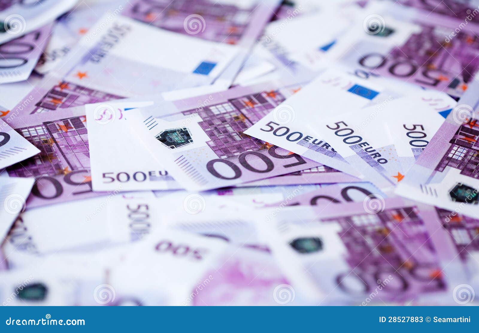Cinq Cents Euro Billets De Banque Image stock - Image du facture, côté ...