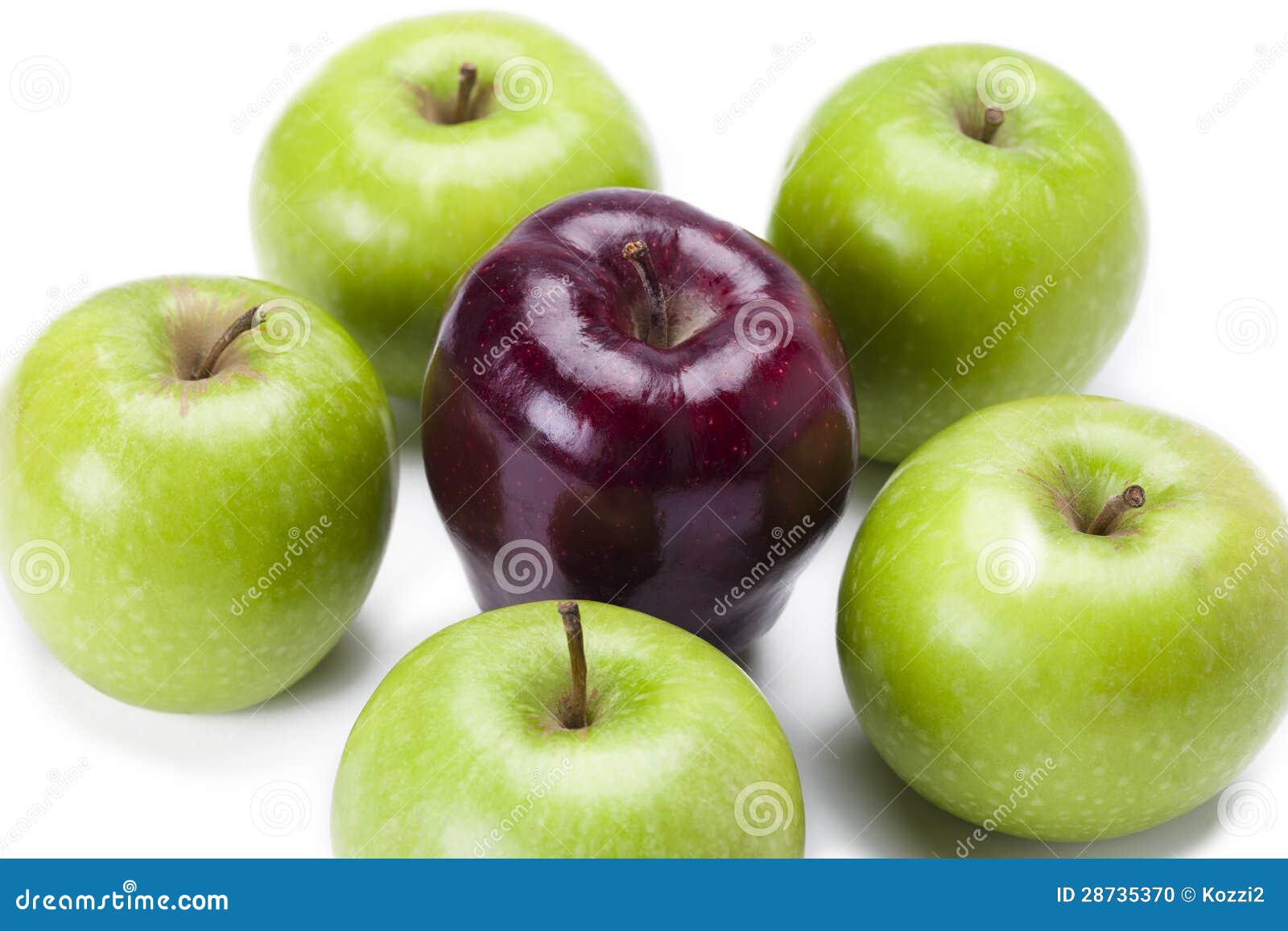 Circle of apples stock photo. Image of crisp, ripe, produce - 28735370