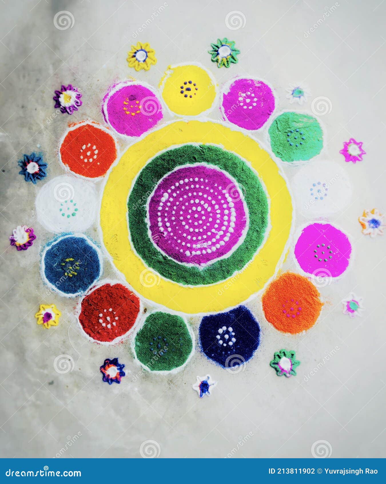 Circle Drawing in with All Colours Stock Photo - Image of organ, look ...