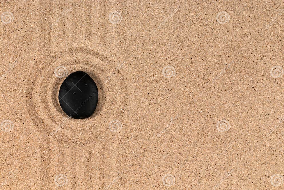 Circle Made of Sand with Stone. Copy Space Stock Image - Image of ...