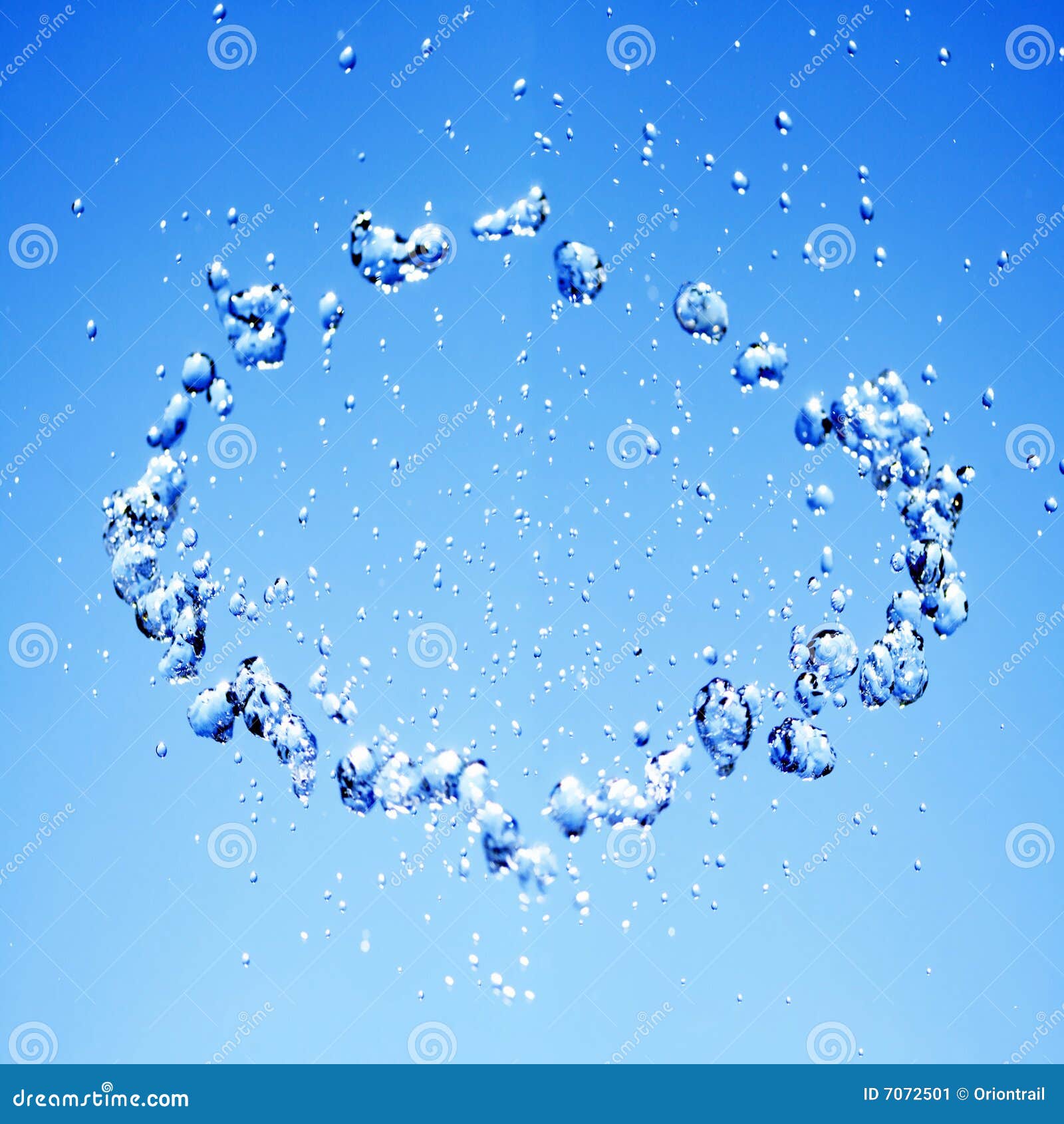 Circle made of water drops stock image. Image of motion - 7072501