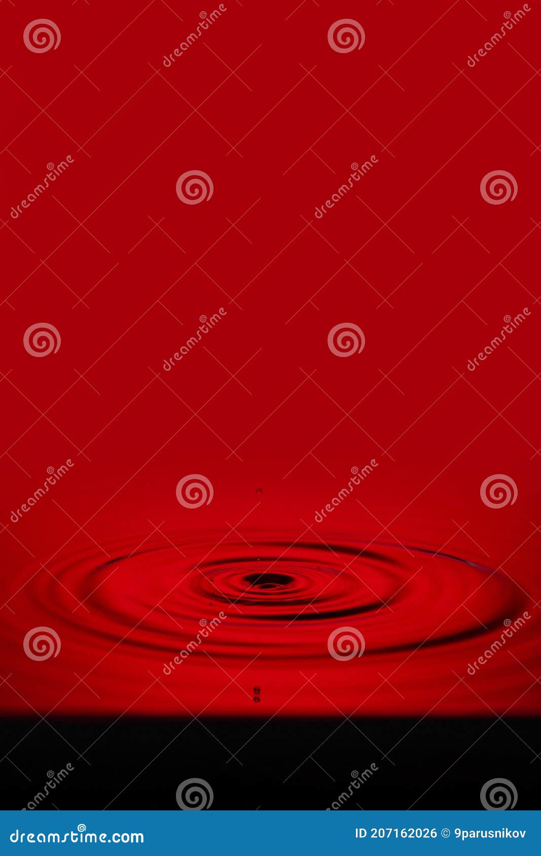 The Circle Ripple of the Surface of the Blue Water. Stock Photo - Image ...