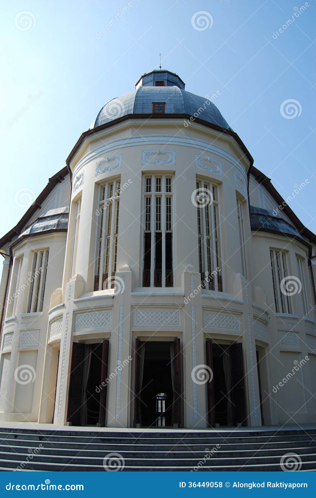 The Circle of Royal Palace. Stock Photo - Image of historic, room: 36449058