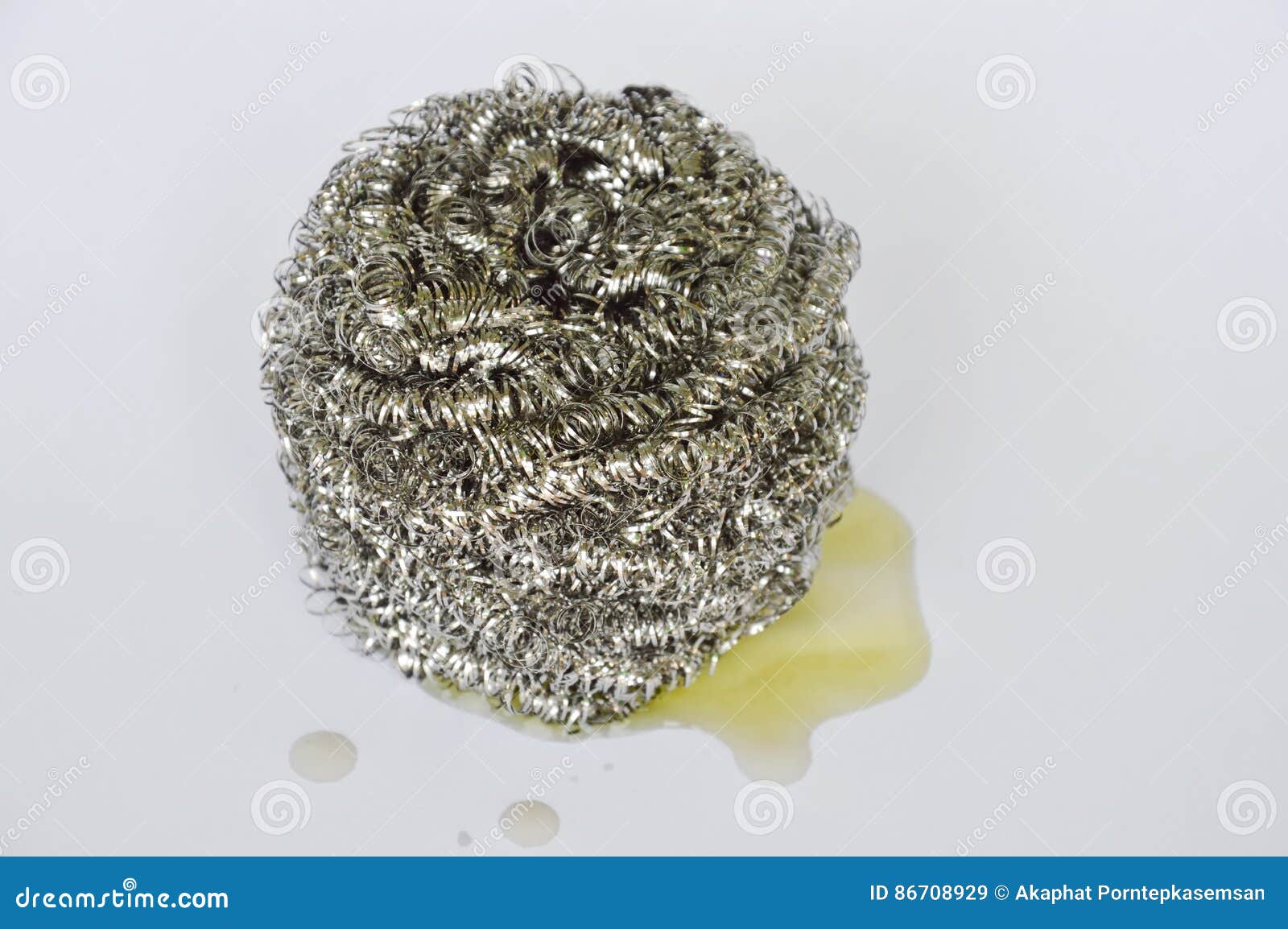 Circle Steel Wool for Heavy Duty and Dishwashing Liquid on White ...