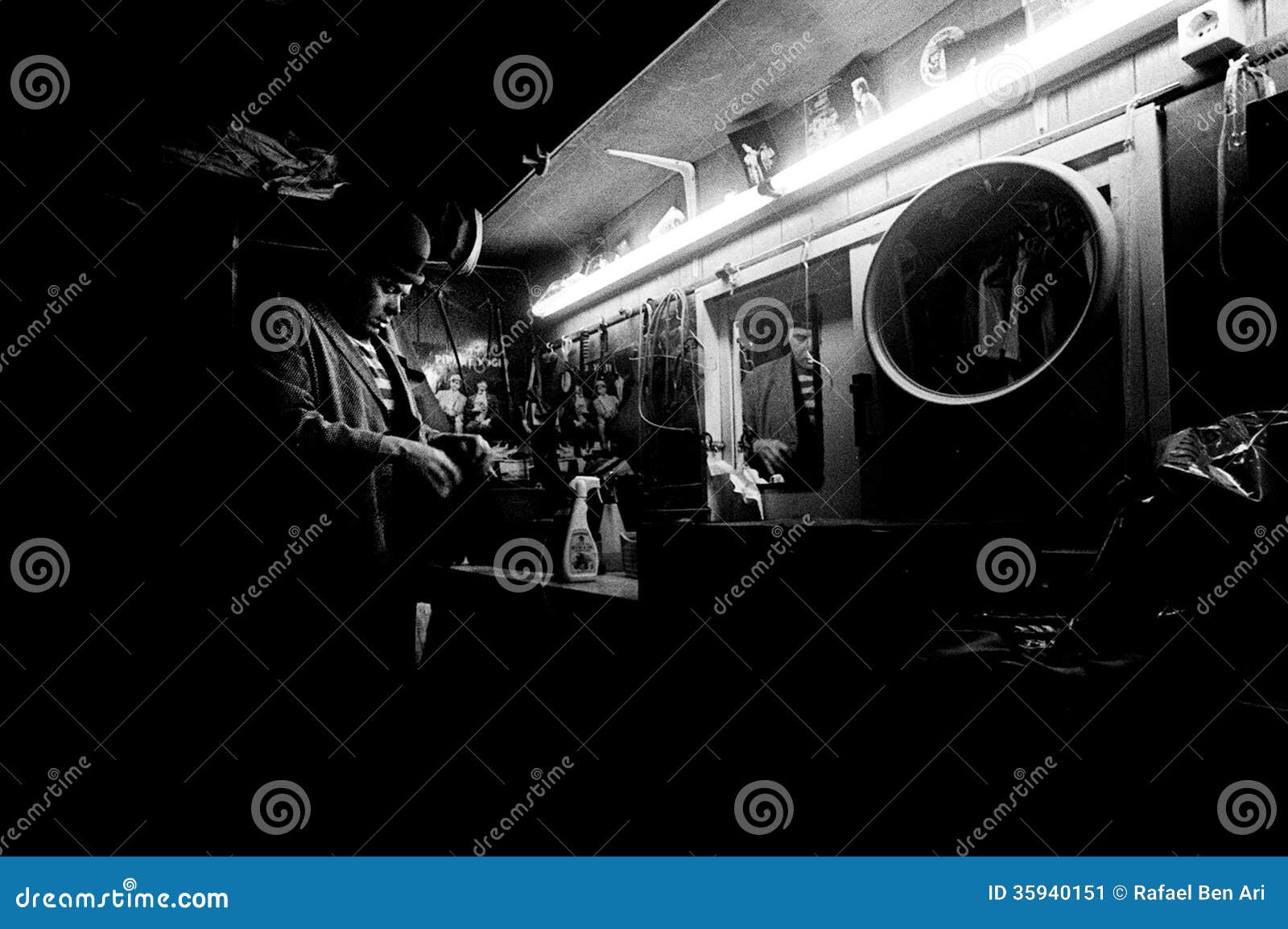 Circo Medrano - Cirque Medrano Foto editorial - Imagen de ejecutante ...