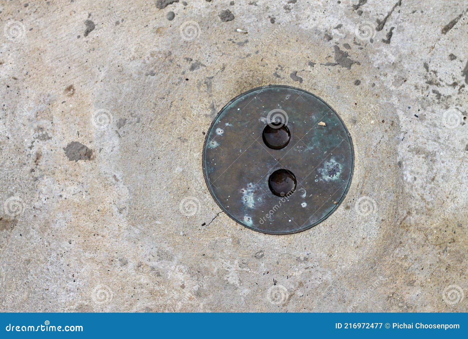 The Circular Manhole Cover Made of Steel is Rusting Stock Image - Image ...