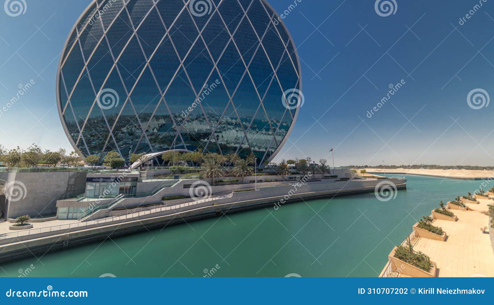 Circular Skyscraper Aldar Headquarters Building Timelapse in Abu Dhabi ...