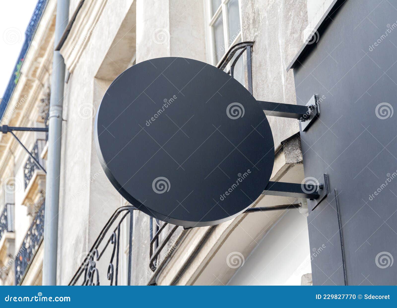 Circular Store Brand Sign Board Mockup. Empty Shop Frontage In Street ...
