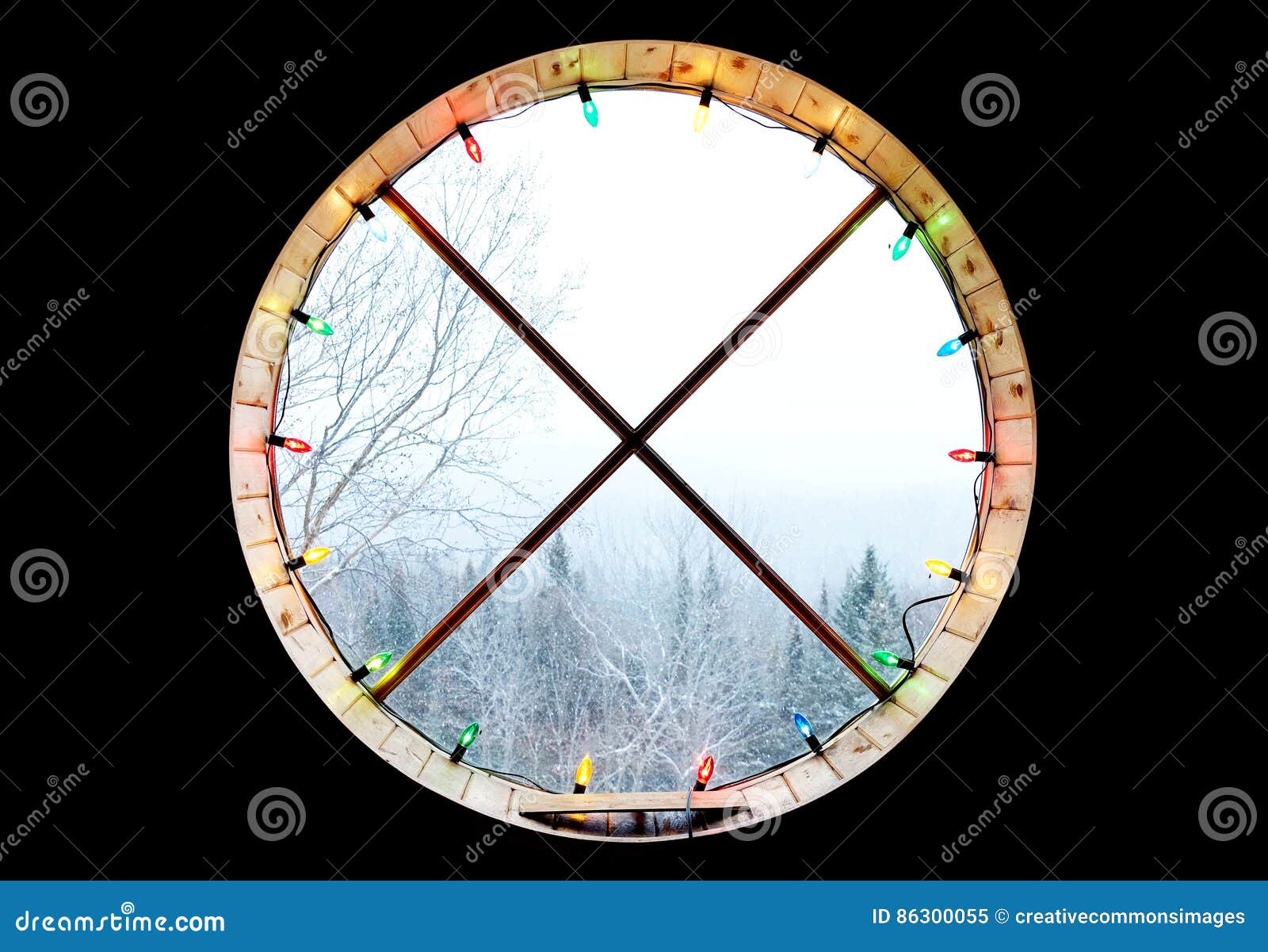 Circular Window Picture. Image: 86300055