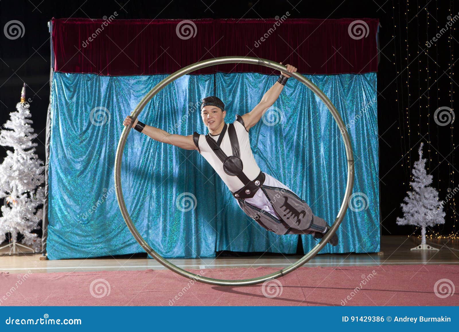 Circus Artist in a Cyr Wheel Stock Photo - Image of athlete, caucasian ...