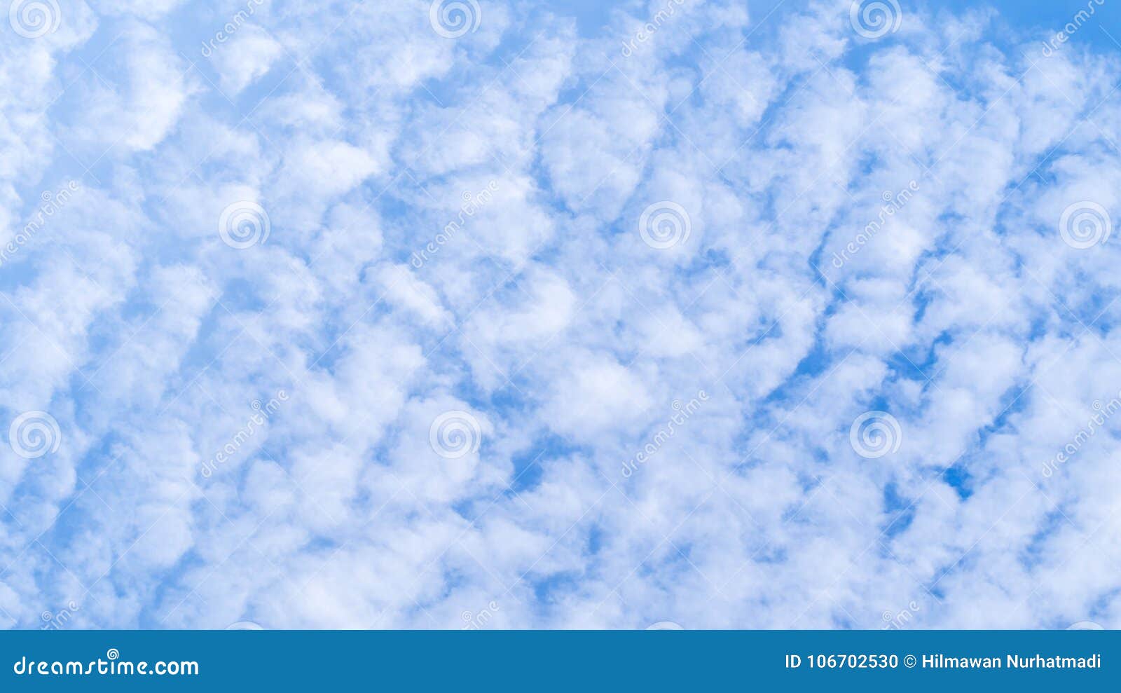 Cirrocumulus Cloud Formation Stock Photo - Image of precipitation ...