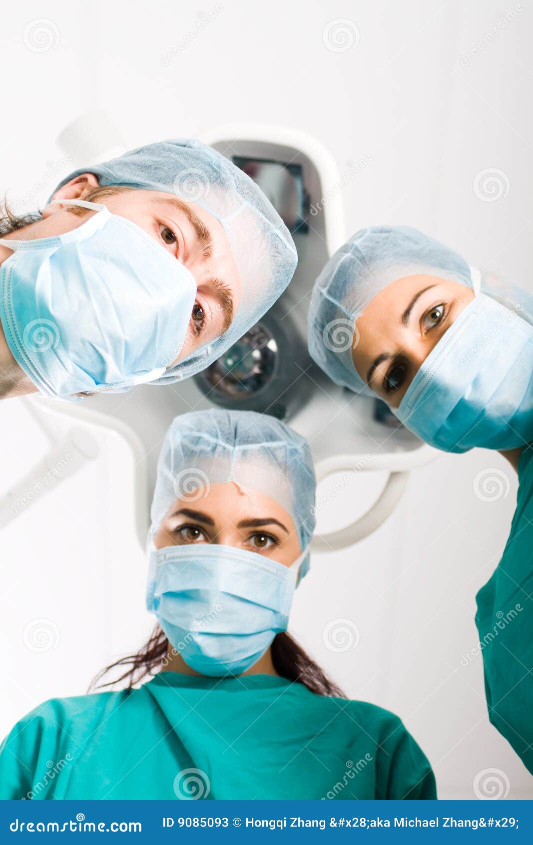 Cirujanos imagen de archivo. Imagen de medicina, hombre - 9085093