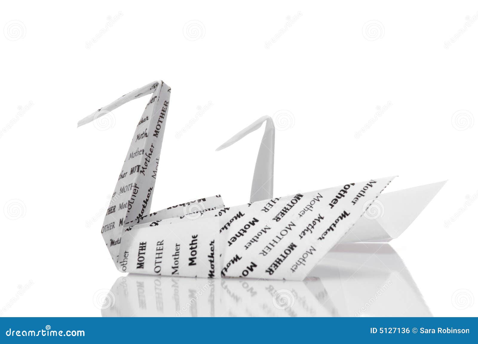 Cisne e Cygnet de Origami foto de stock. Imagem de matriz - 5127136