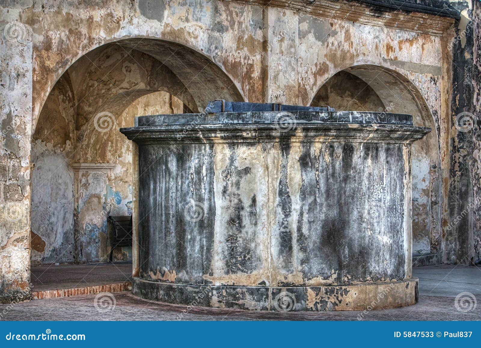 Cistern in Old Fort stock image. Image of fortress, sunny - 5847533
