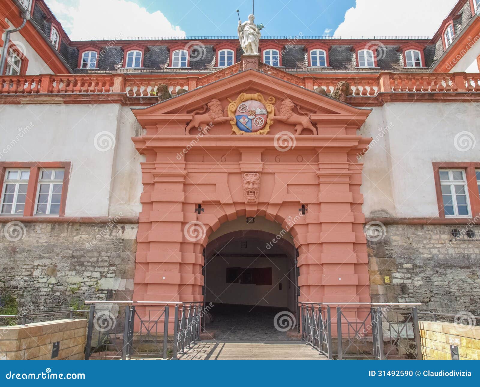 Citadelle de Mayence photo stock. Image du citadelle - 31492590