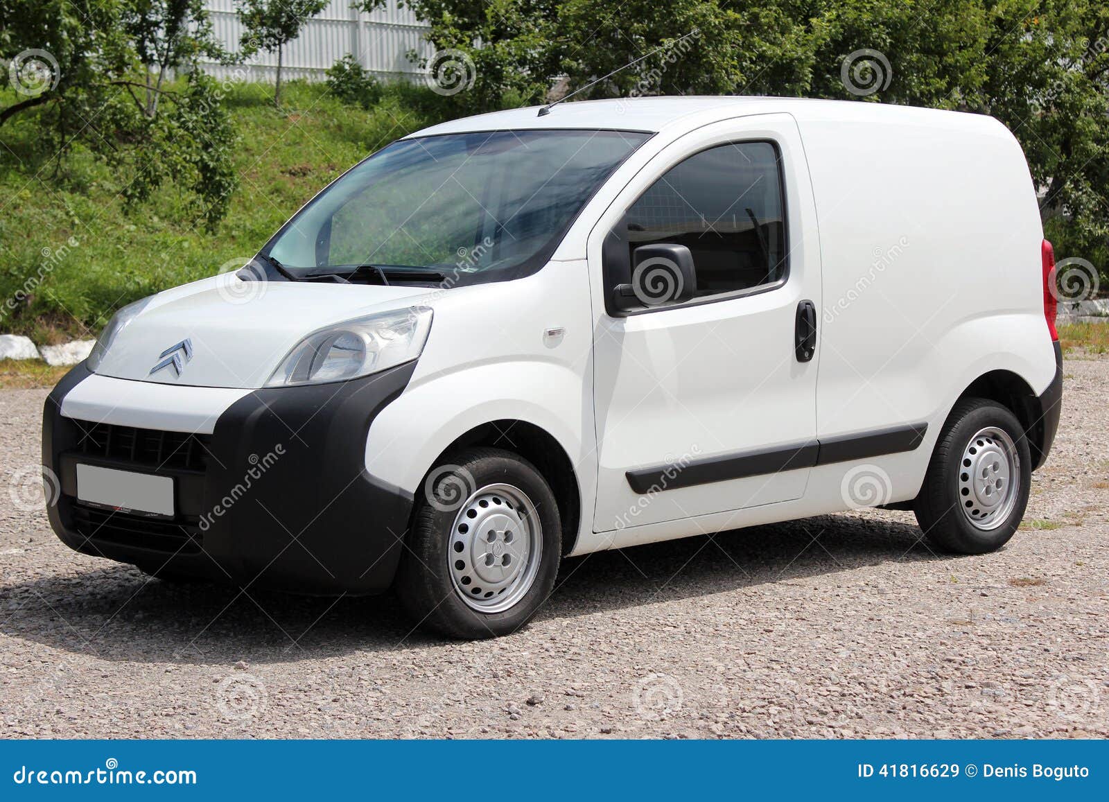 Citroen Nemo 2008 white editorial stock image. Image of nemo - 41816629