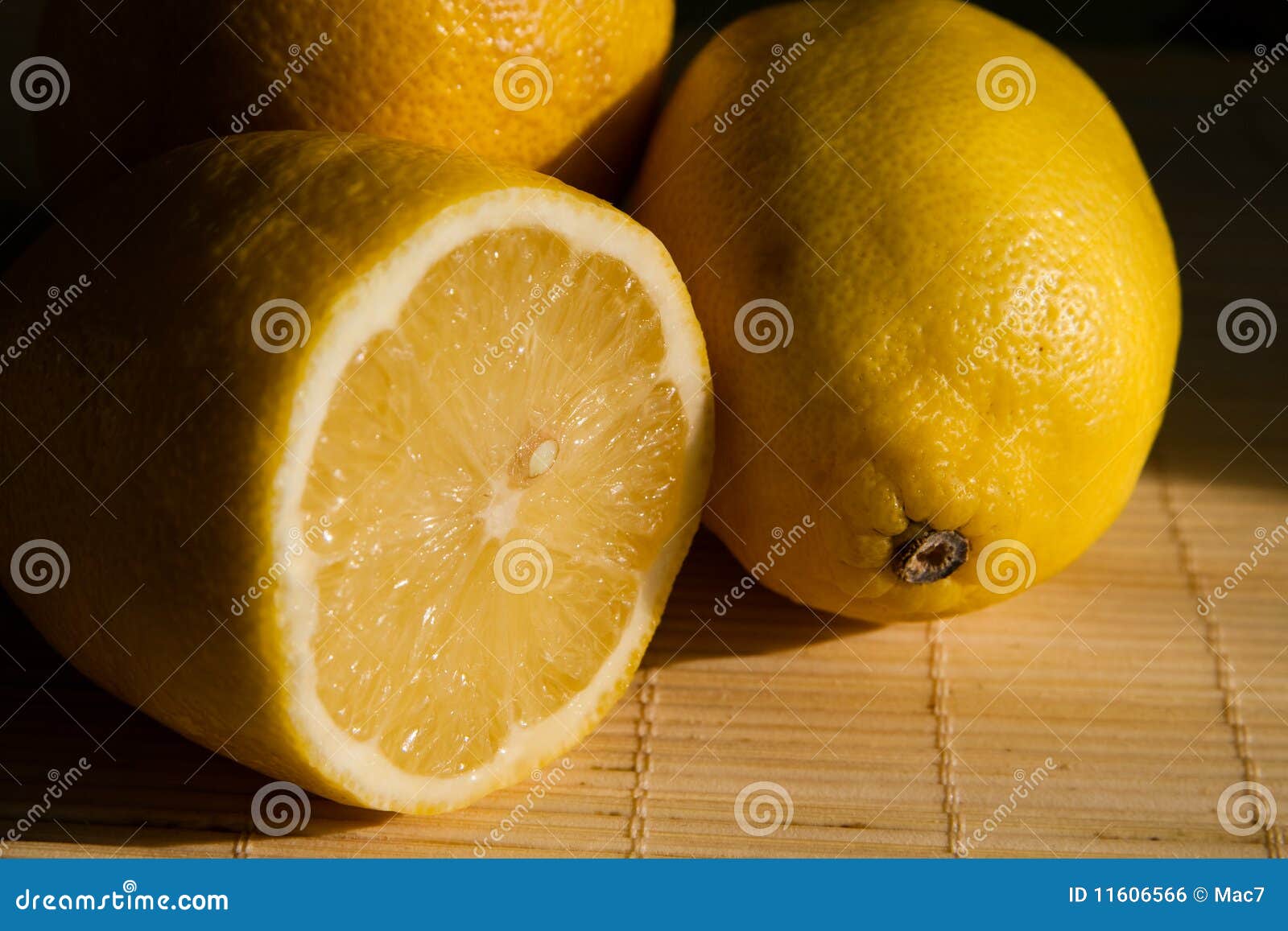 Citroenen stock foto. Image of zuurheid, vrucht, voedsel - 11606566