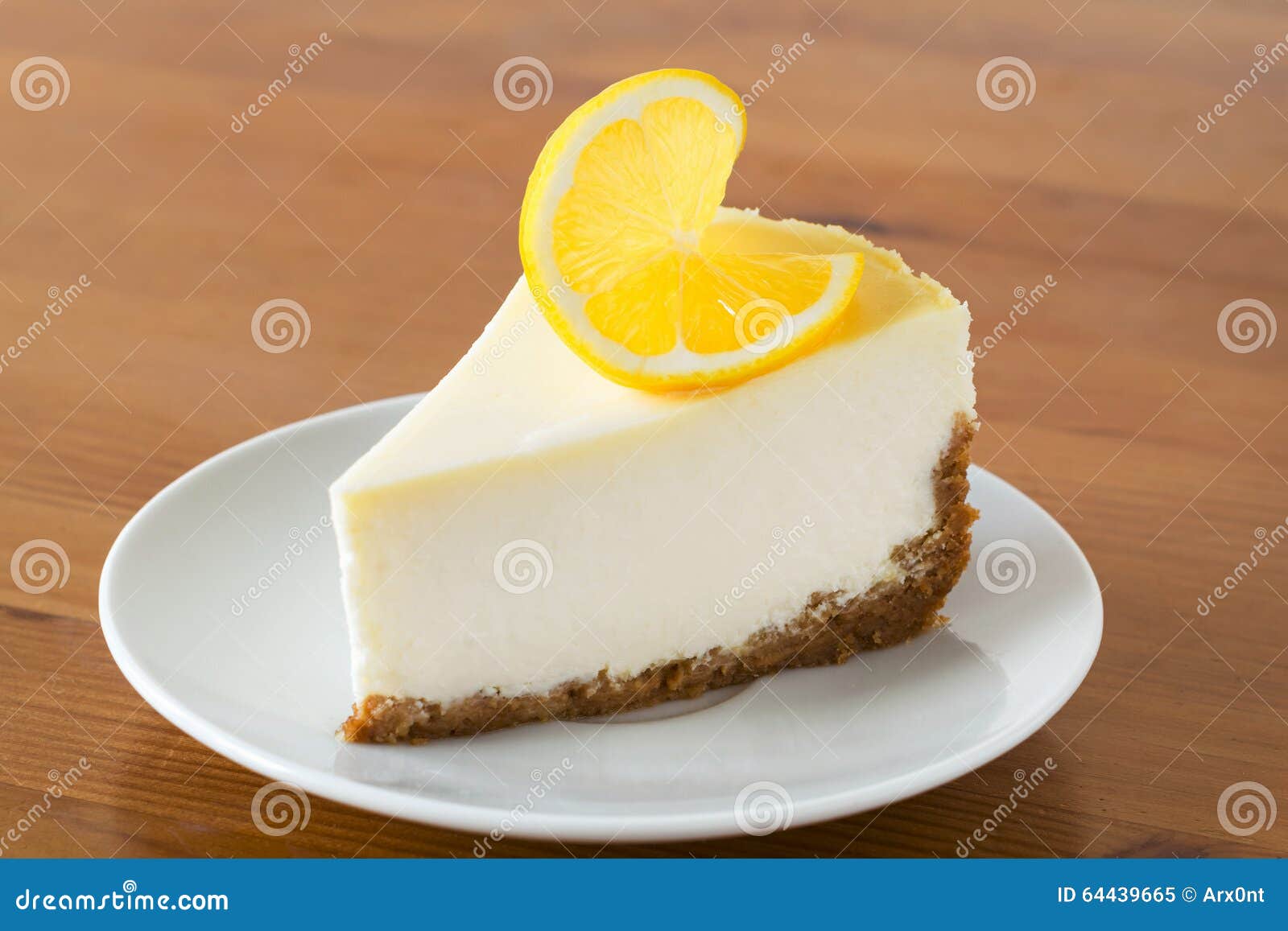 Citroenkaastaart Op Witte Plaat Stock Afbeelding - Image of voedsel ...