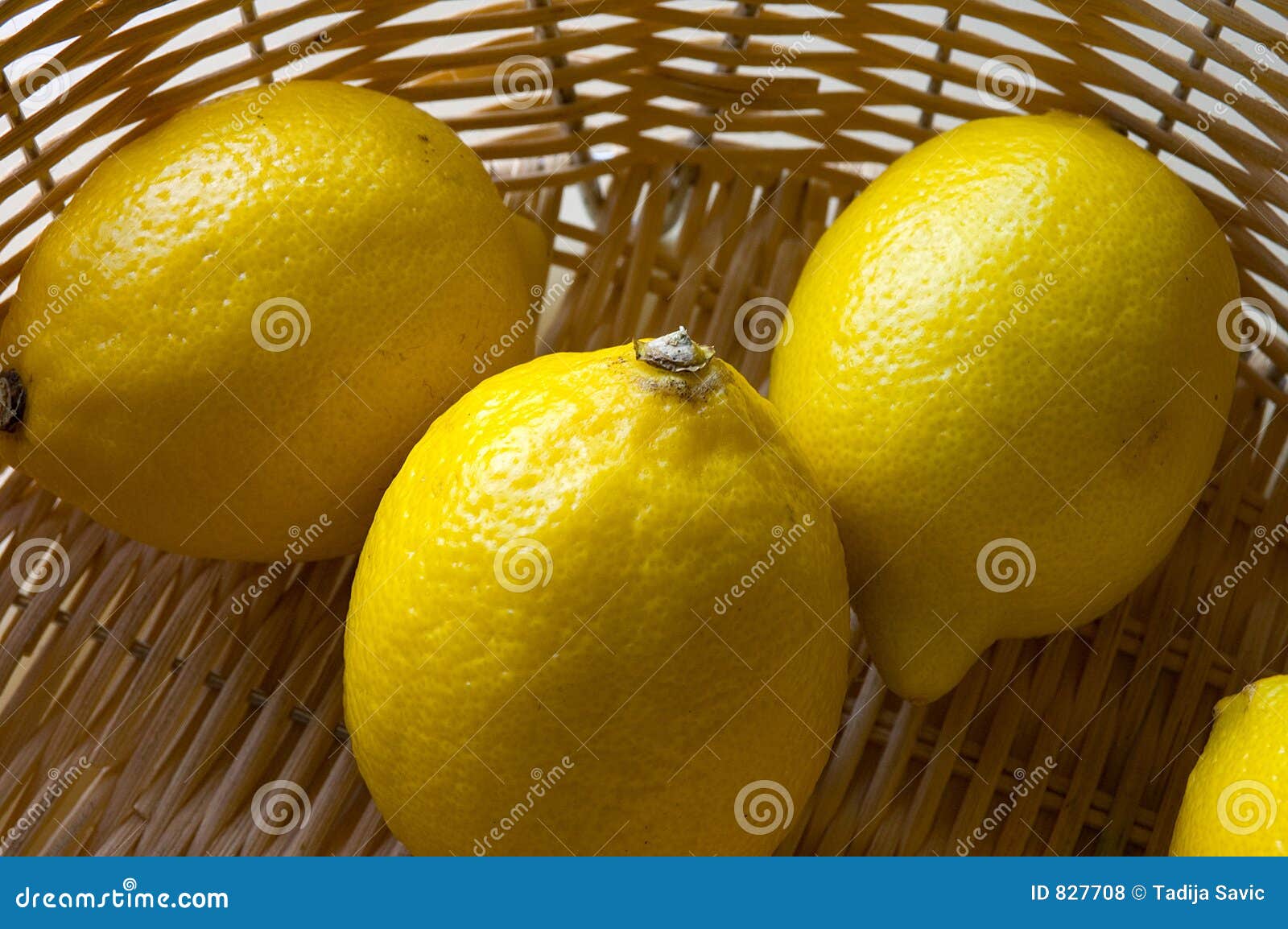 Citron arkivfoto. Bild av limefrukt, fruktsaft, achy, citron - 827708
