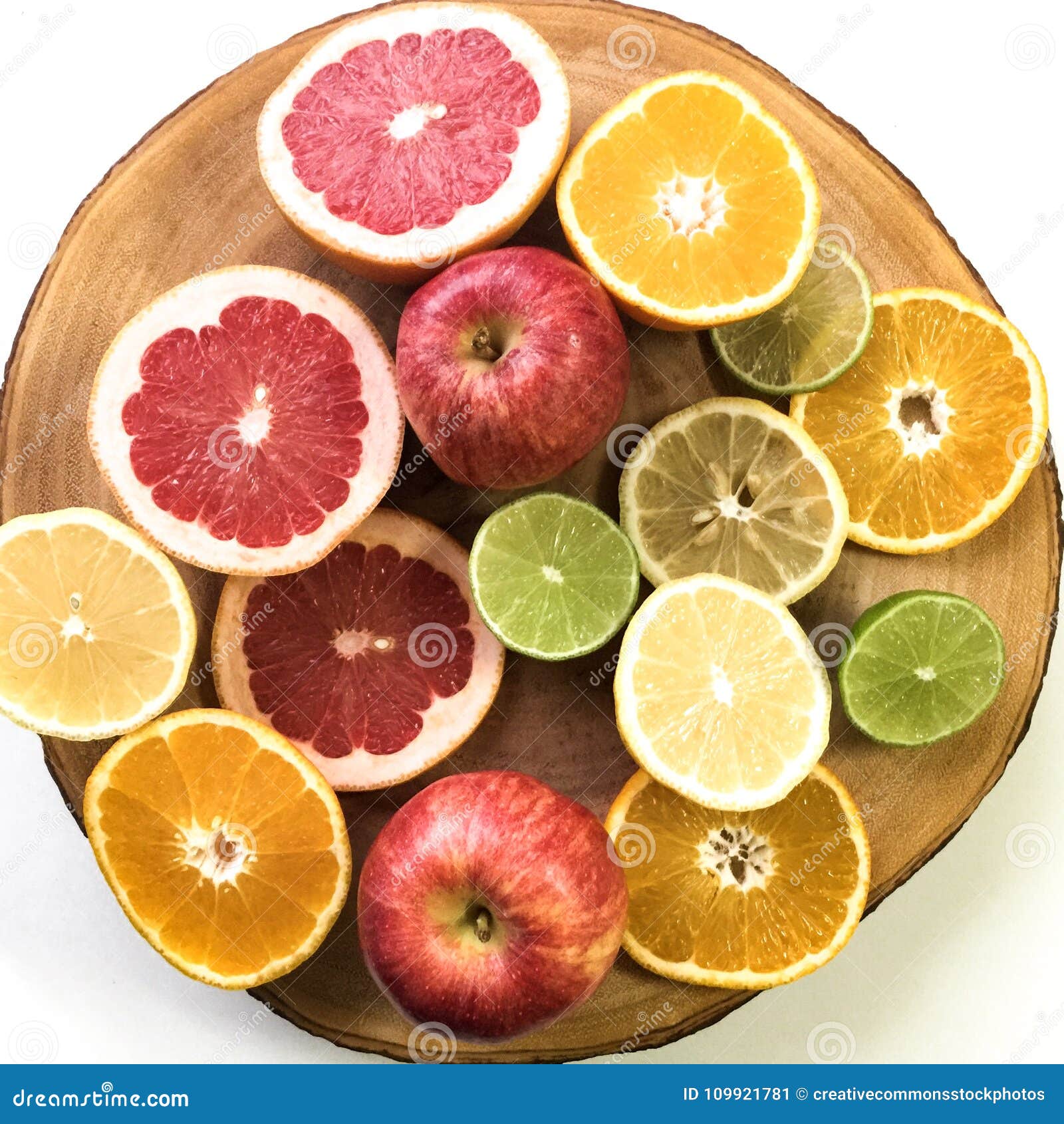 Citrus Fruits Slice Picture. Image: 109921781