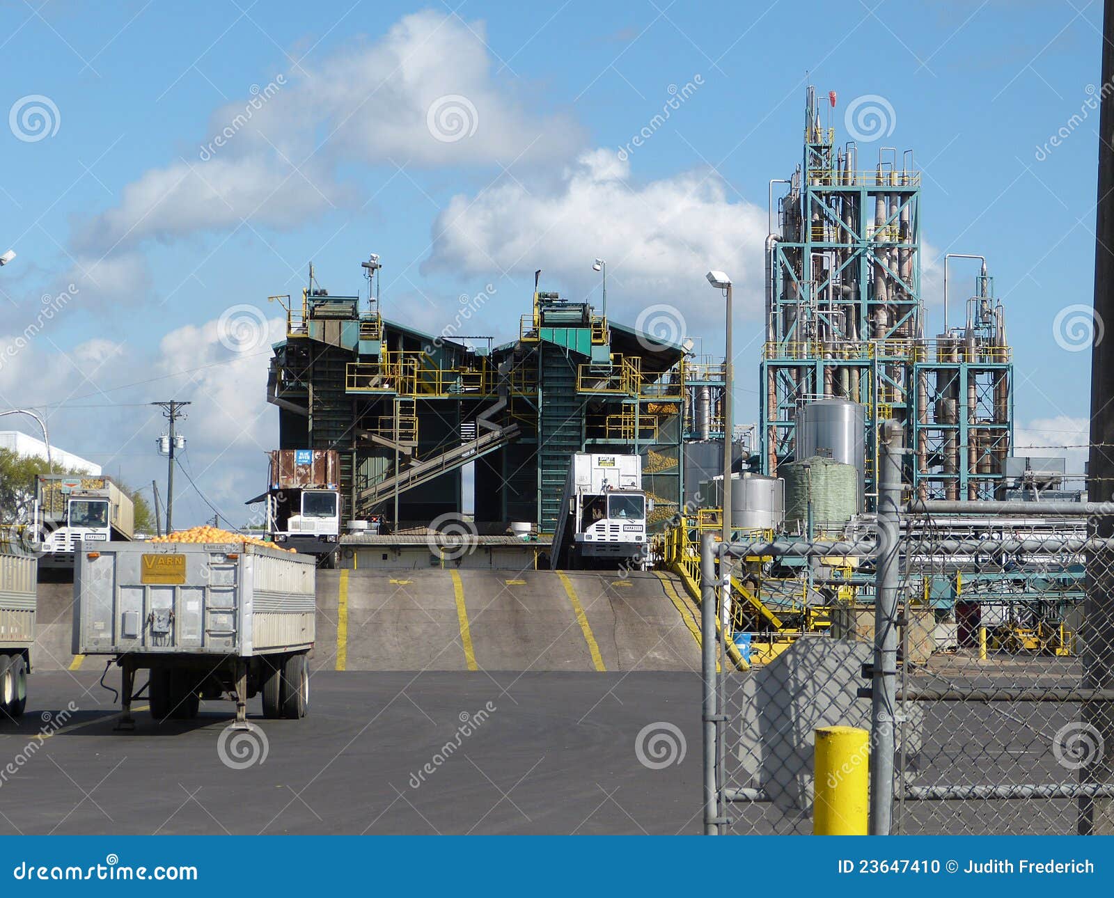 Citrus Processing editorial image. Image of citrus, processing - 23647410