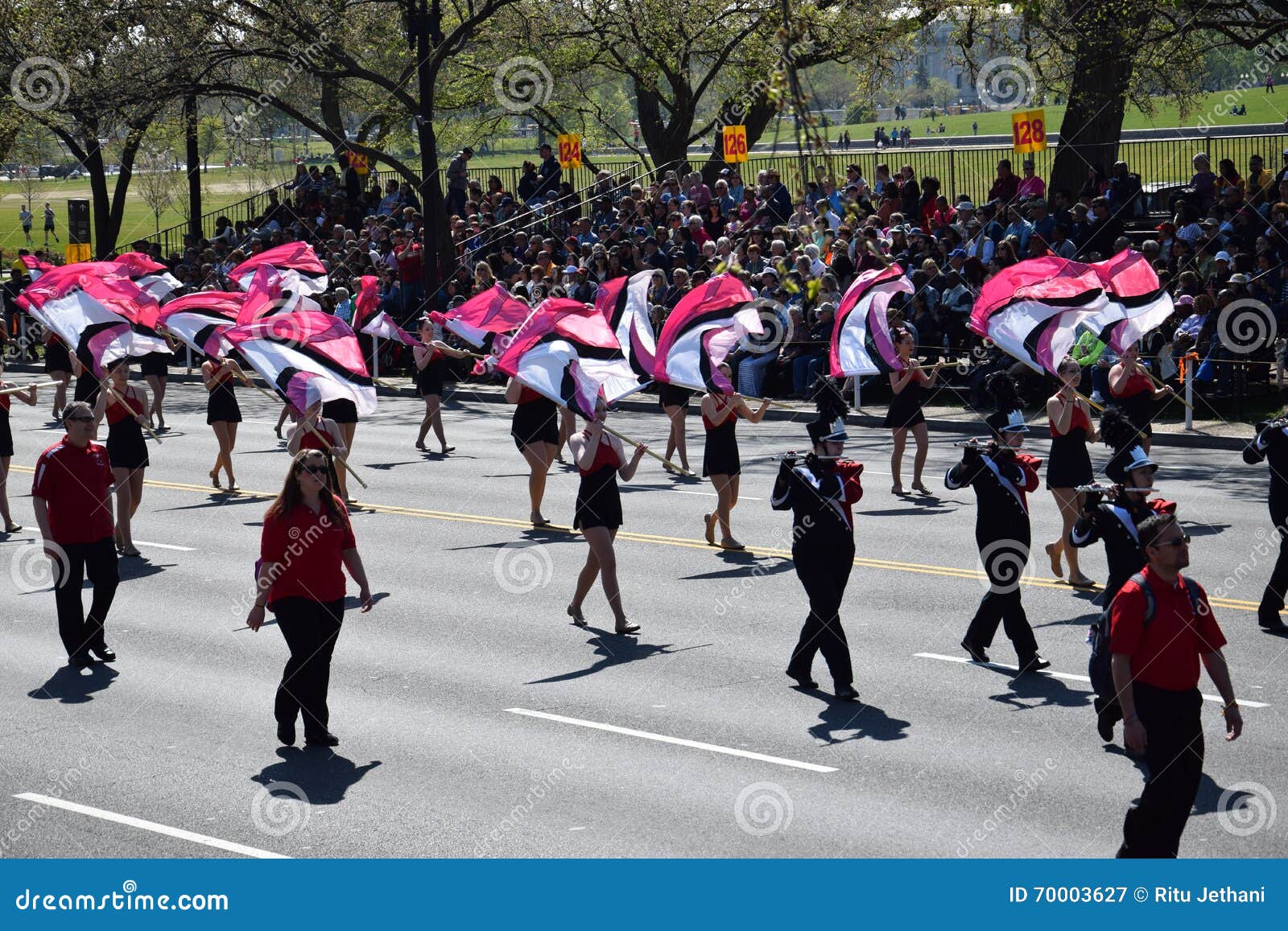 2016 Cittadino Cherry Blossom Parade in Washington DC Fotografia ...