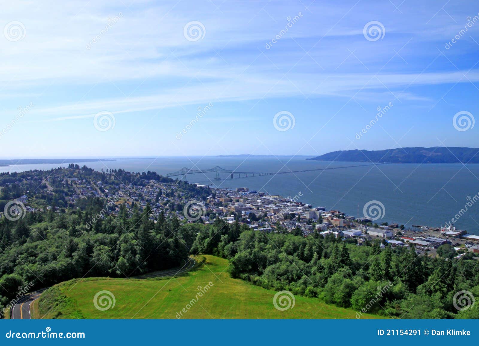 City of Astoria Oregon stock image. Image of town, seaside - 21154291