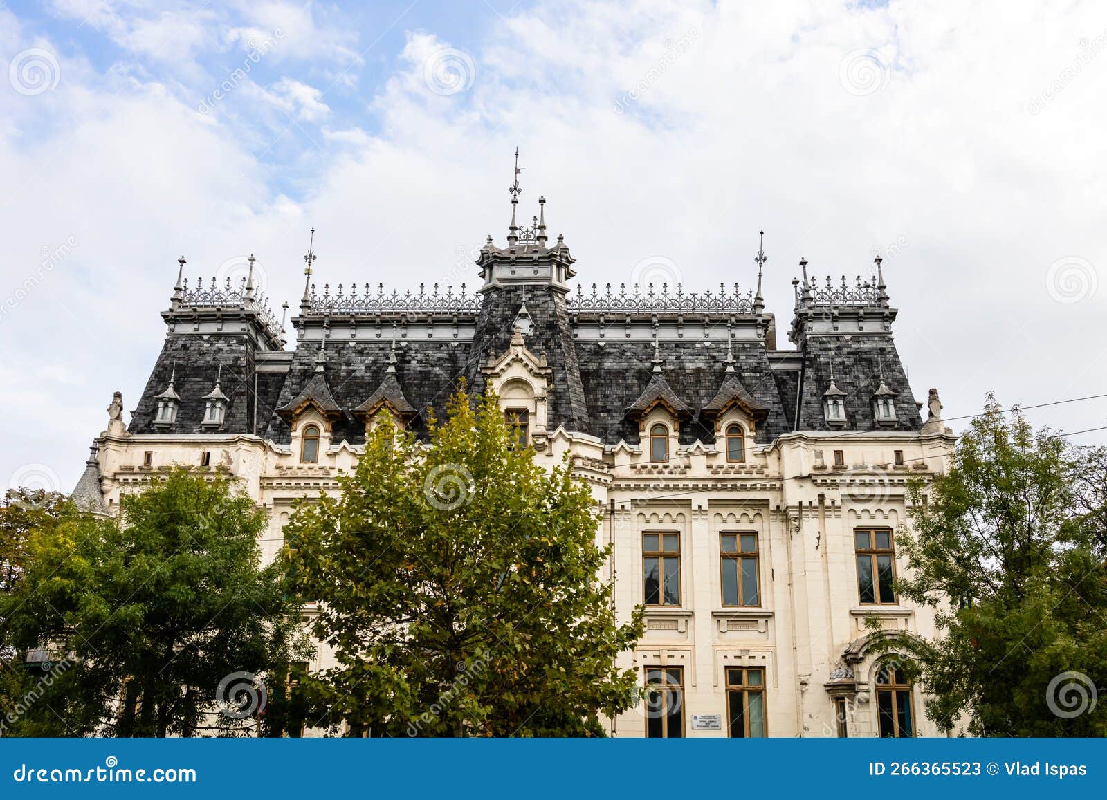 The City of Bucharest, Architecture and Old Buildings in Bucharest ...