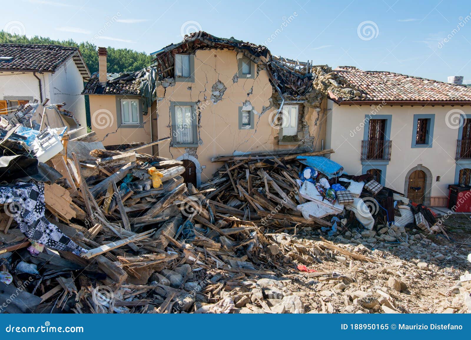 City Destroyed by an Earthquake Stock Image - Image of building ...