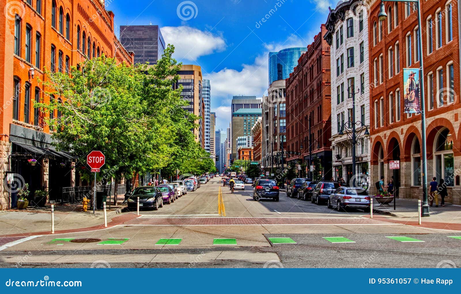 City editorial photography. Image of buildings, arch - 95361057